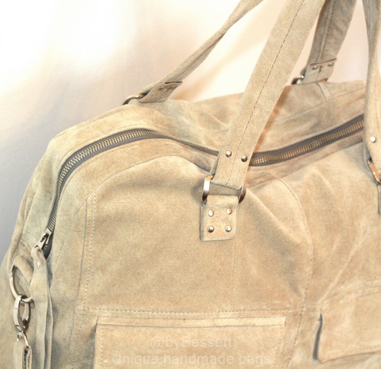 Tan suede weekender bag – byBessert